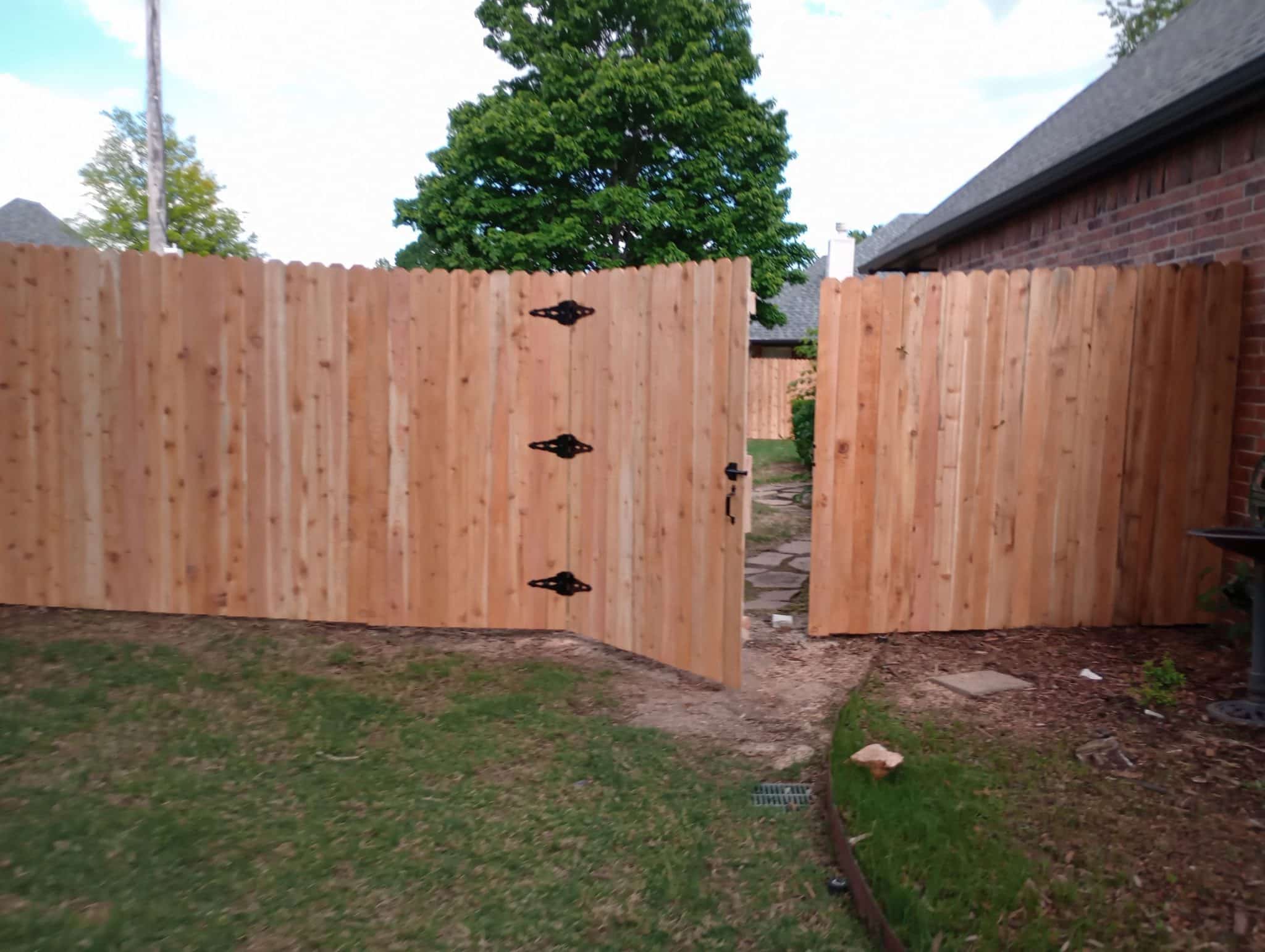 Boost Your Home's Curb Appeal with RADIUS Gate & Fence Company's ...
